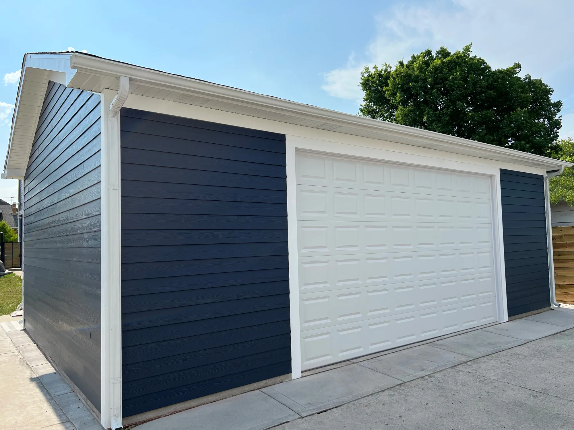 1 Car garage - Prairie Land Garages - Chicago Garage Builder